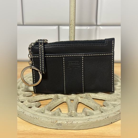 Coach | Bags | Coach Black Leather Vtg Keychain Slim Wallet | Poshmark